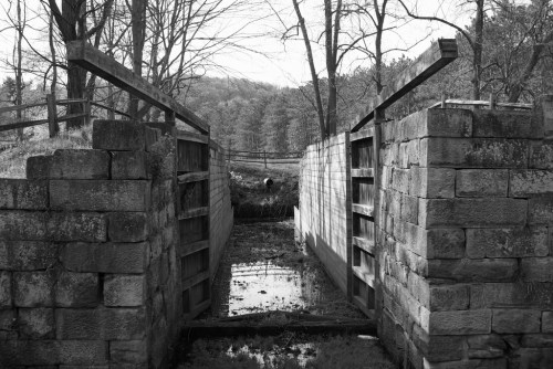 Visit The 11 Most Haunted Places In Ohio That Are Super Creepy