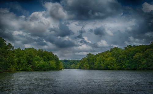 13 Manmade And Natural Lakes In Virginia To Explore
