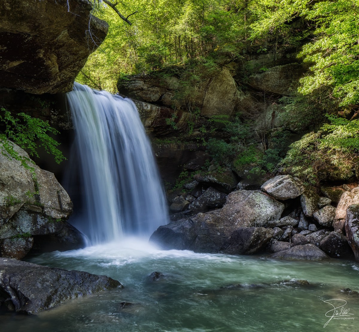 Waterfalls Near Me In Kentucky: 7 Majestic, Must-See Cascades