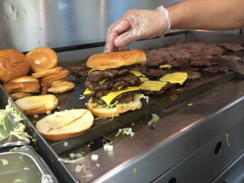 Best Burgers Near Me: 10 Mouthwatering Alabama Burger Spots