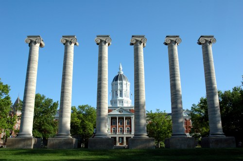 10 Unique Day Trips In Missouri You'll Love To Experience