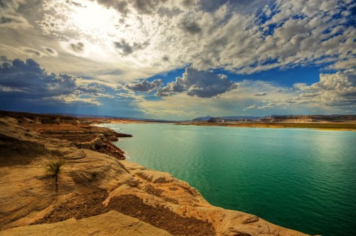 20 Beautiful Lakes In Arizona Perfect for Fishing and Boating