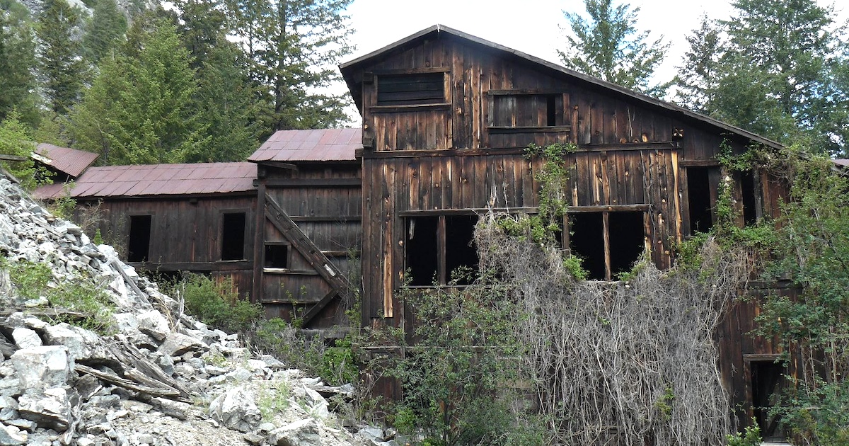 10 Abandoned Places in Washington Nature Is Reclaiming