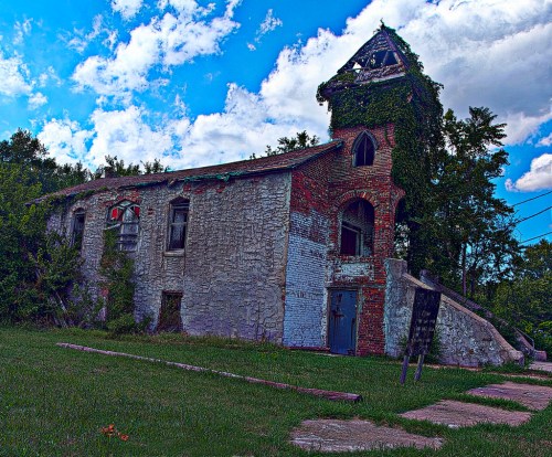 15 Incredible Photos Of Abandoned Places In Kansas