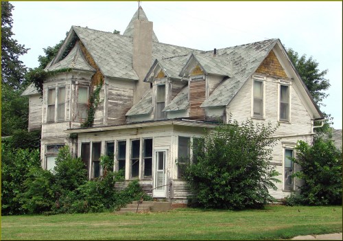 15 Eerily Beautiful Abandoned Places In Nebraska