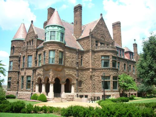 Most People Don't Know About These 6 Hidden Castles In Missouri