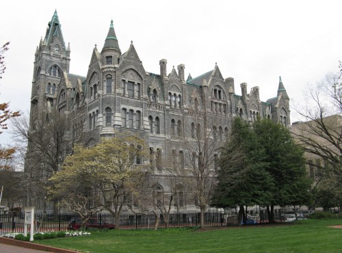 16 Stunning Examples Of Beautiful Architecture In Virginia