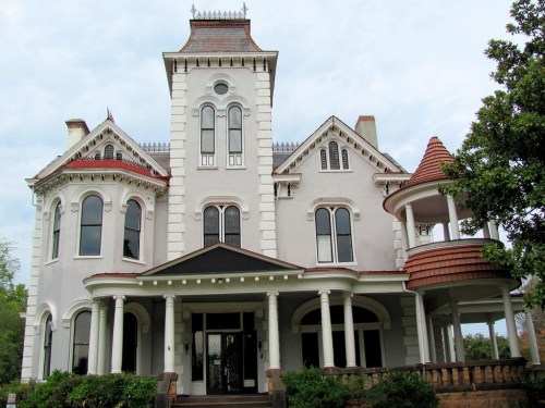 16 Stunning Examples Of Beautiful Architecture In Virginia