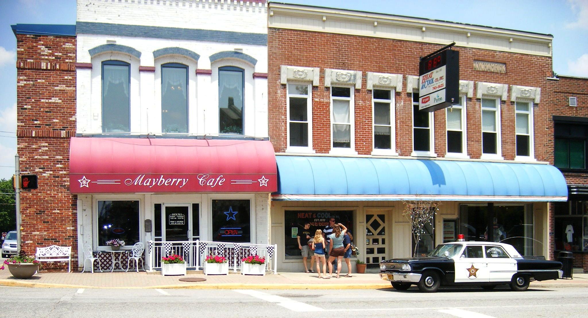 11 MORE Unique Restaurants In Indiana That Will Give You An ...