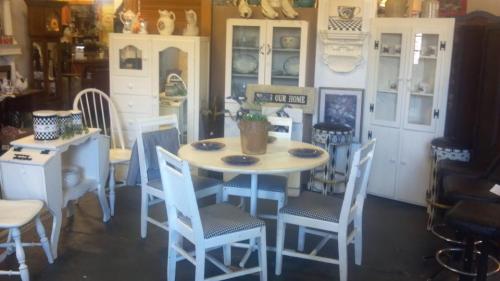 12 Best Flea Markets In Virginia Where You'll Find Awesome Stuff