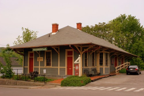 Here Are The 10 Prettiest Towns In Tennessee
