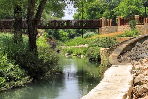 The 12 Best Secret Nature Getaways In Texas To Relax