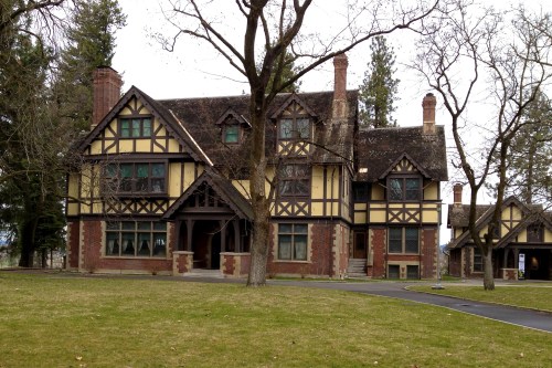 Visit The 13 Most Haunted Places in Washington State If You Dare