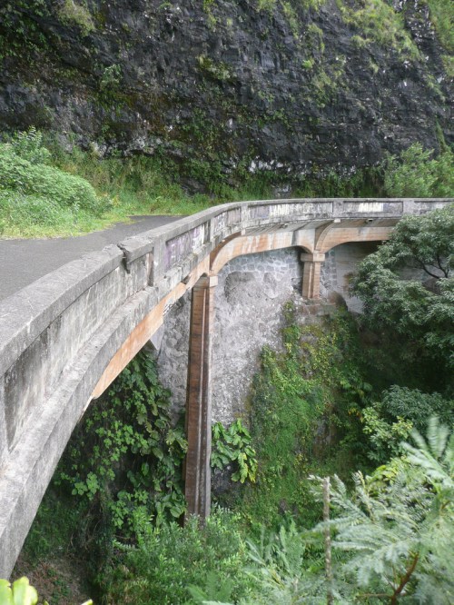 You’ll Want To Cross These 16 Amazing Bridges In Hawaii