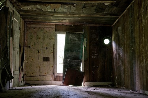 11 Ghost Towns In North Carolina And Their Eerie Stories