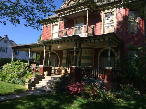 12 Creepy Haunted Houses in Missouri