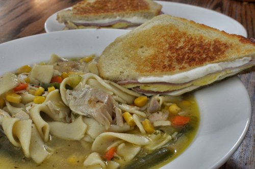 10 Most Delicious Kansas Foods And Drinks