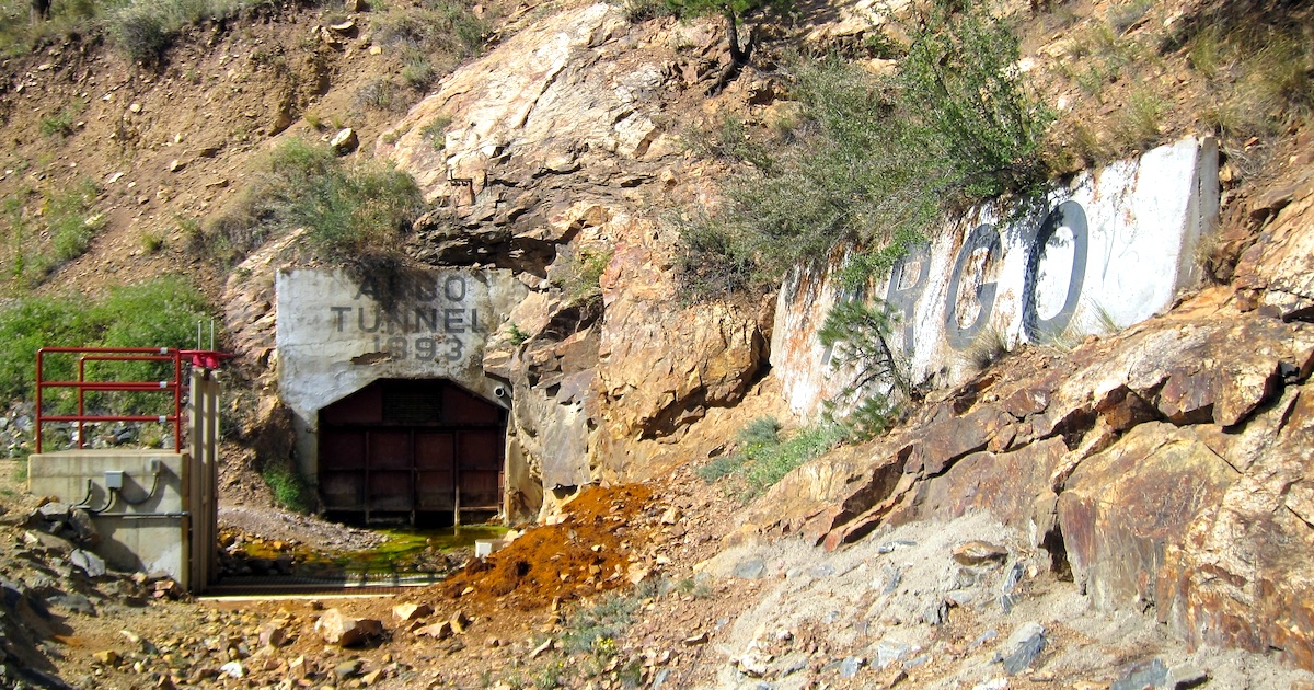 16 Abandoned Places In Colorado That Nature Is Reclaiming