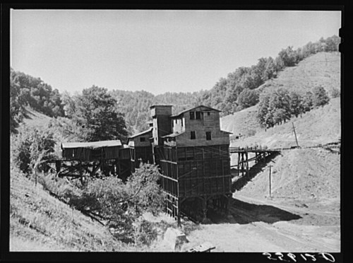 19 Photos of Kentucky Coal Mines In The 1930s And 1940s