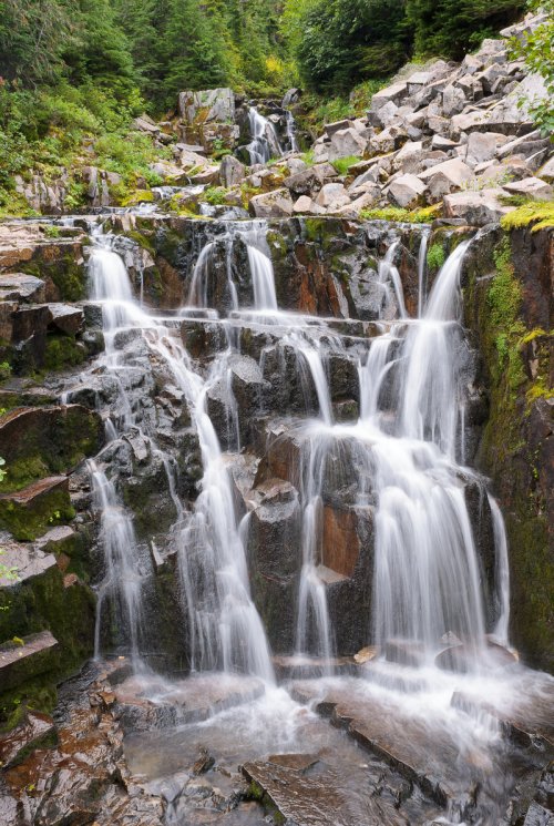 10 Hidden Waterfalls In Washington That Will Take Your Breath Away
