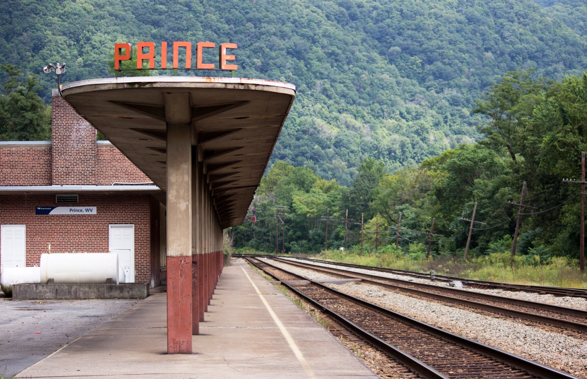 7 Eerie And Fascinating Coal Mining Towns in West Virginia