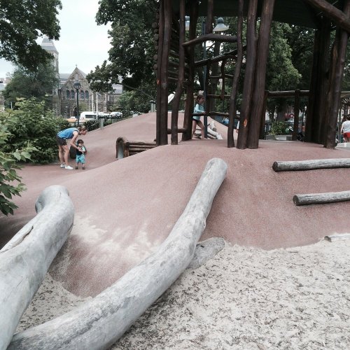 Visit The 9 Best Playgrounds In Massachusetts For Some Family Fun