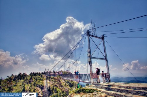 The Mile High Swinging Bridge In North Carolina Is Terrifying, Yet Magical