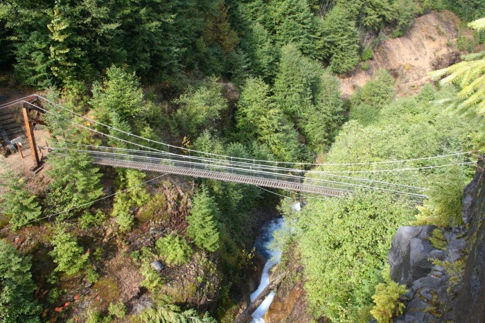 The Lava Canyon Bridge Is A Terrifying Swinging Bridge In Washington