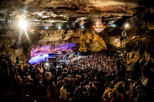 15 Amazing Underground Destinations In America