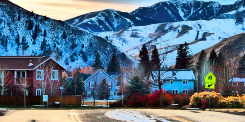 Here Are The 16 Most Charming Small Towns In The U.S.