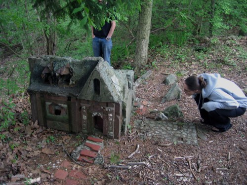 11 Scary Urban Legends In Connecticut