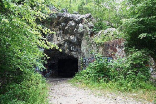 You Must See These 11 Hidden Gems In Alabama Before You Die