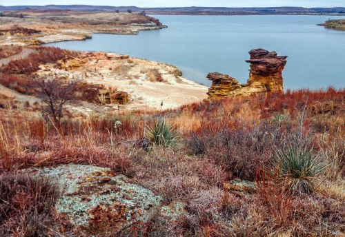 Take This Gorgeous Fall Foliage Road Trip In Kansas