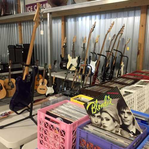 Jake's Flea Market: One Of The Best Flea Markets In Pennsylvania