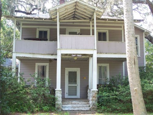 Kerr City: A Real Ghost Town In Florida That's Haunted