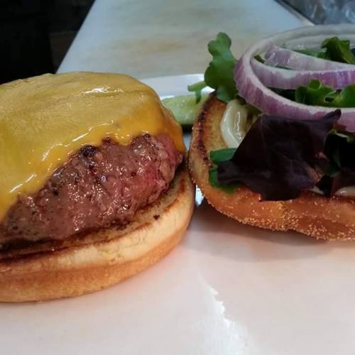 The 9 Best Burgers In Tennessee That Everyone Should Try