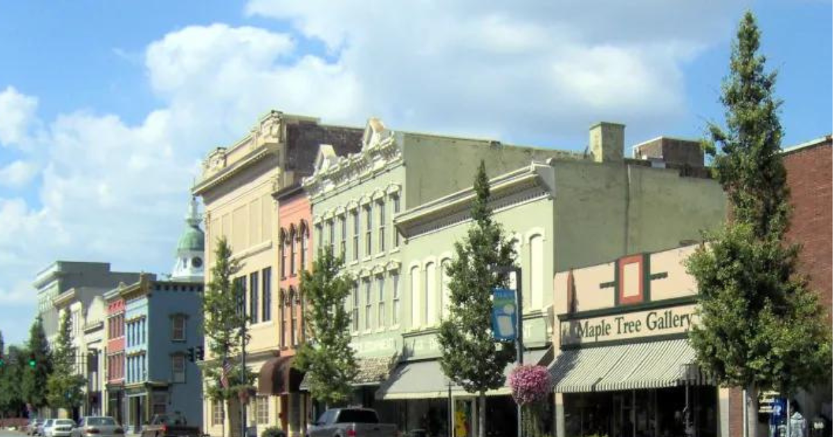 It’s Impossible To Drive Through This Delightful Kentucky Town Without ...