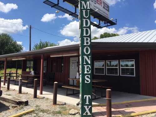 The 13 Absolute Best Restaurants To Get A Burger In Texas