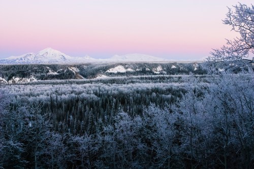Alpenglow Alaska: A Stunning Natural Phenomenon
