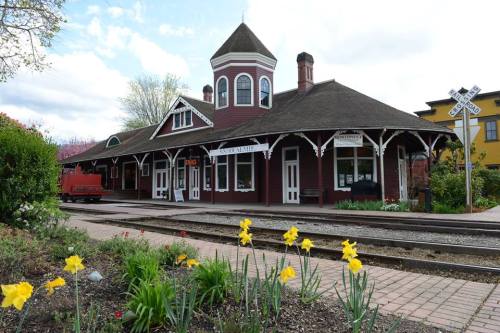 5 Amazingly Scenic Day Train Trips in Washington State