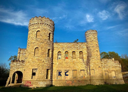 This Castle Road Trip In Missouri Is Absolutely Magical