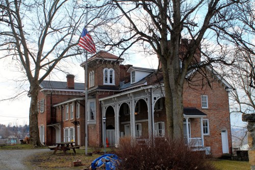 Visit 7 Castles On One Of The Best Road Trips In Pennsylvania