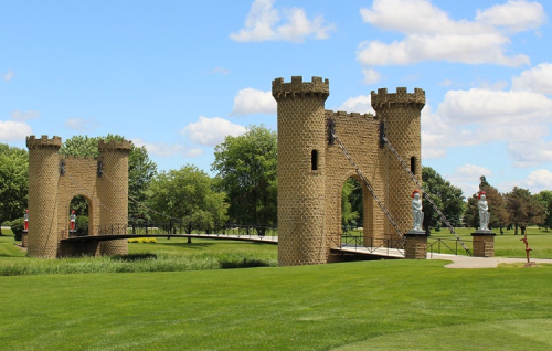 One Of The Most Family-Friendly RoadTrips In Iowa: Majestic Castles