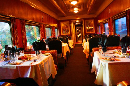 3 Incredible Scenic Train Rides In Massachusetts