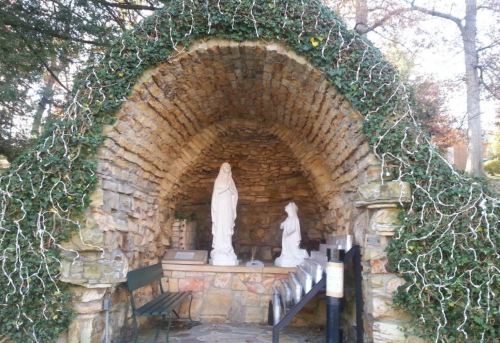 This Hidden Monastery In Indiana Is Like A Palace