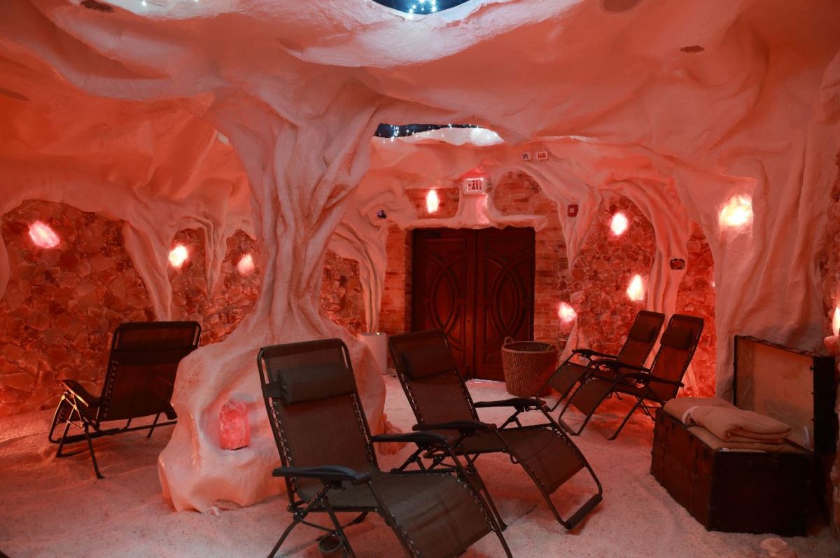 The Incredible Illinois Salt Cave That Completely Relaxes You