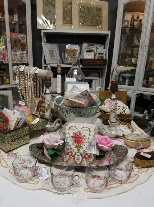 Granny's Attic Is A Massive Antique Mall In Southern California