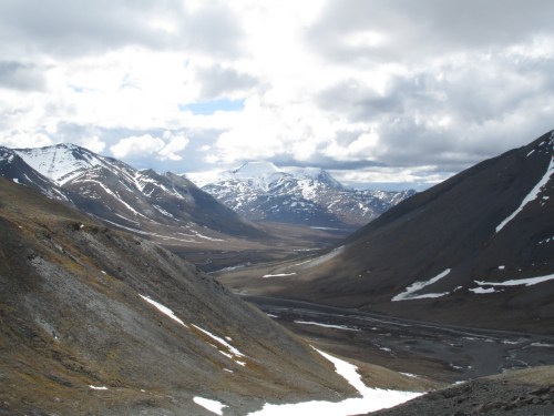 The Atigun Pass Alaska That's Unlike Any Other In The World