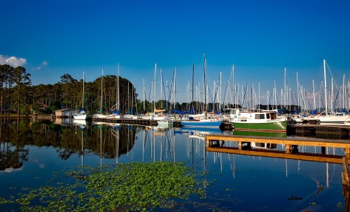 9 Beautiful Lake Towns In Alabama