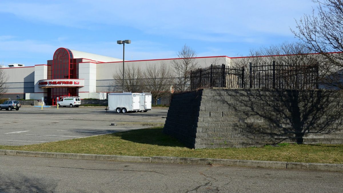 The Mary Ellis Grave In New Jersey Is A Bizarre Place To Visit